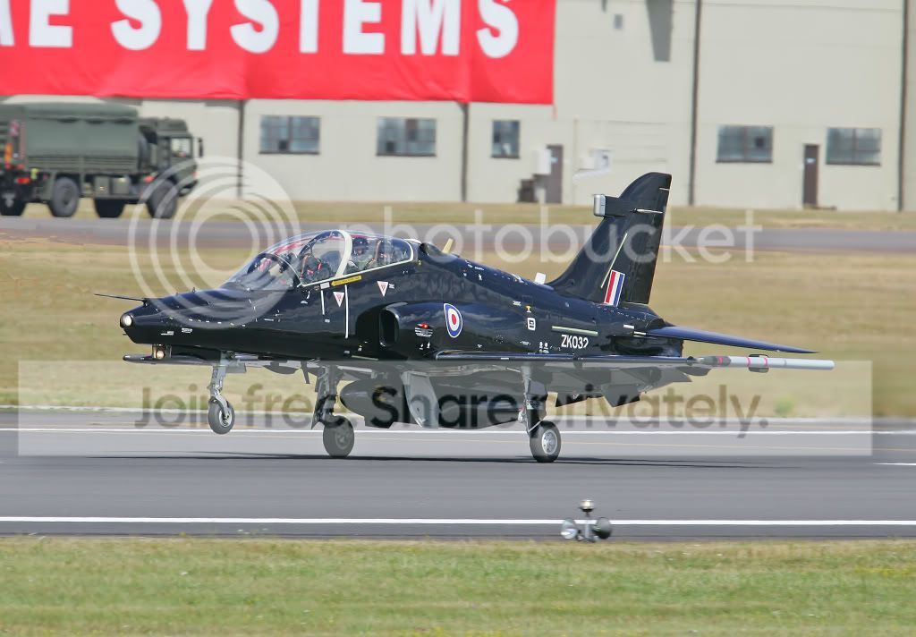Couple more Hawks - Aviation Photography - Britmodeller.com