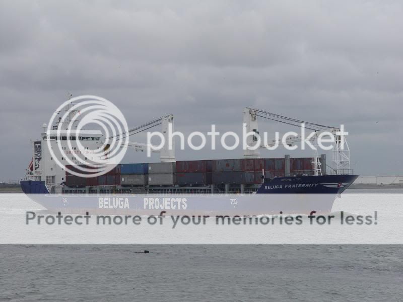 Spotten in De Hoek. - Pagina 17 - SCHEEPVAART FORUM