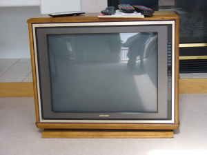 Does anyone here own,or want to own vintage TV's? | Steve Hoffman Music ...